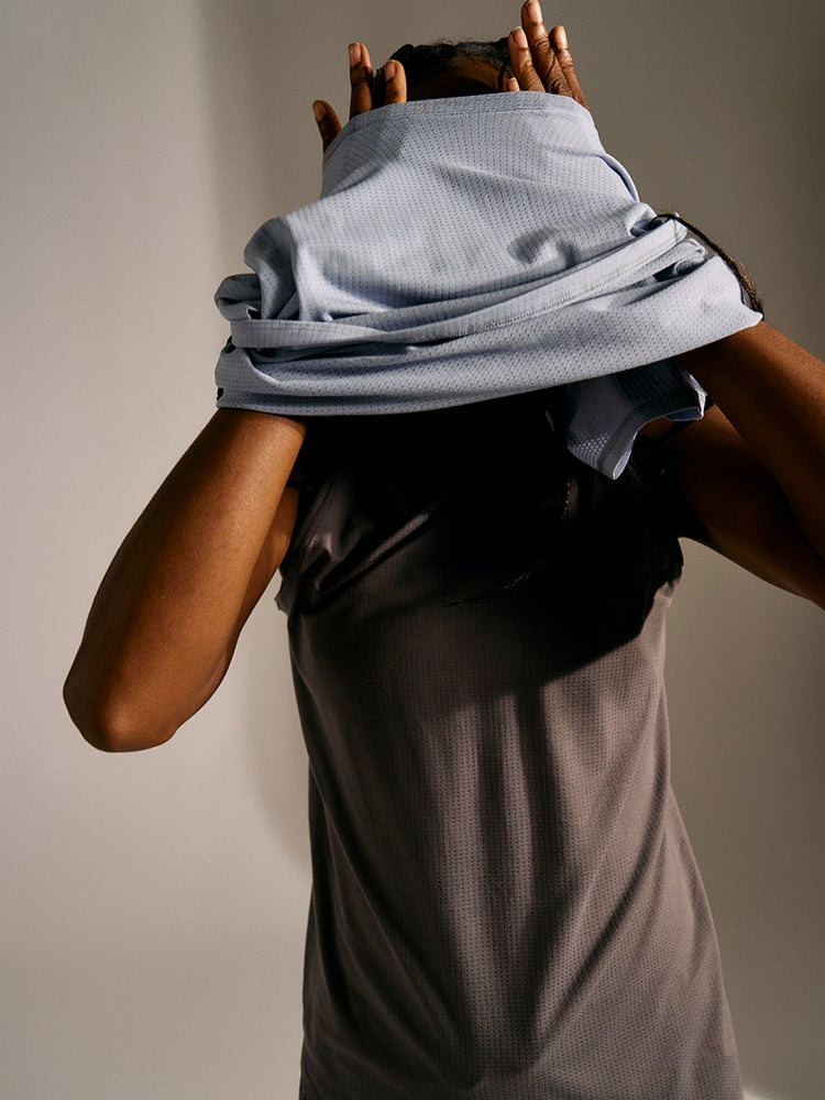 Women’s Tops & Tanks